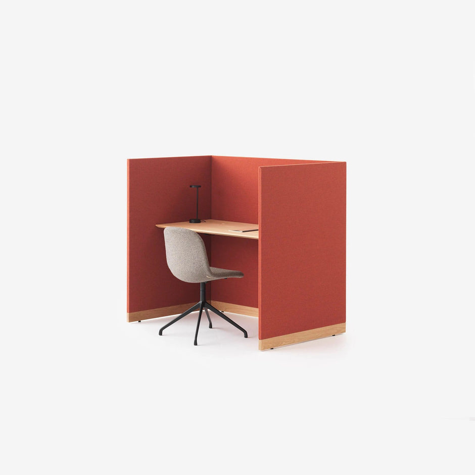 WORKSTATIONS – Aura