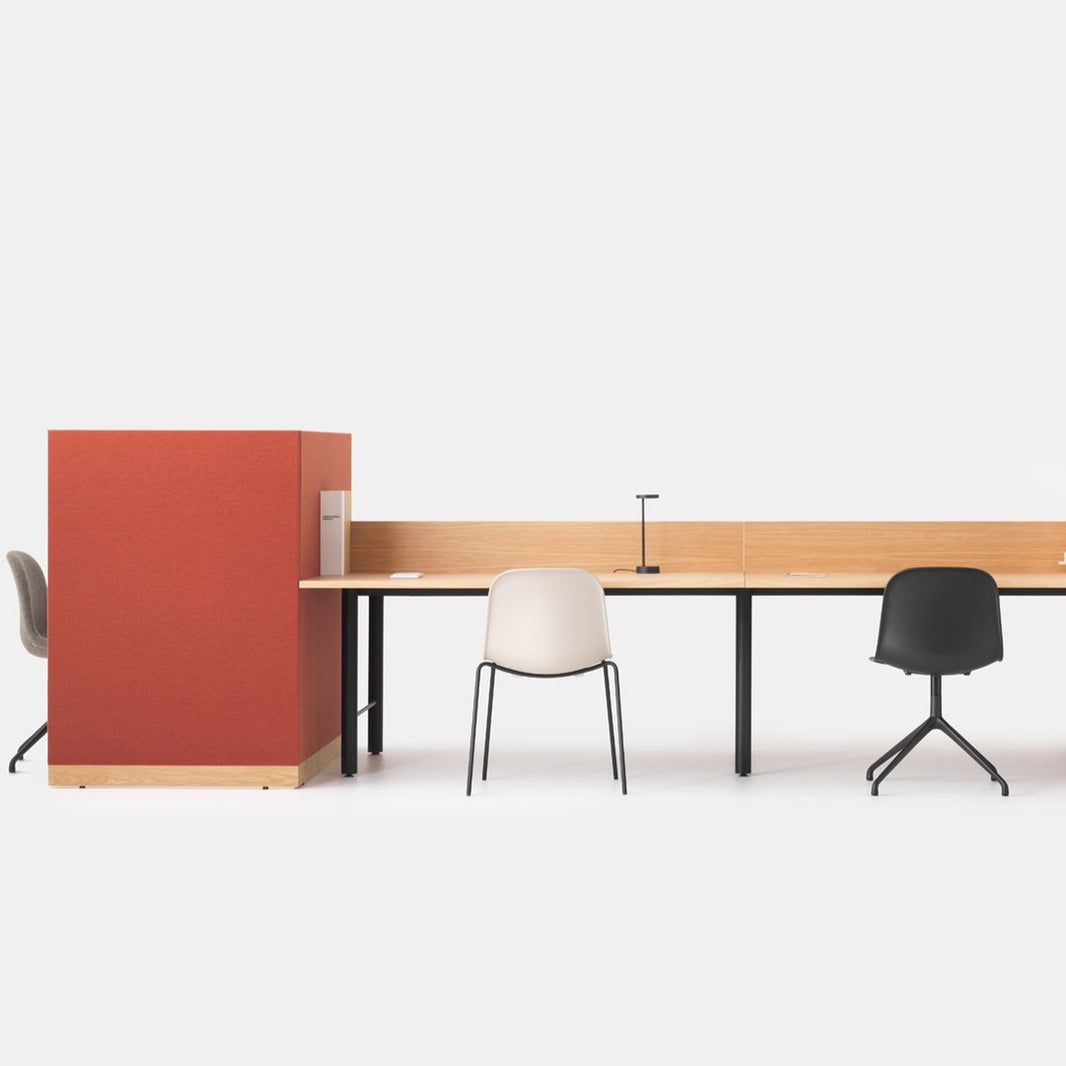 WORKSTATIONS – Aura