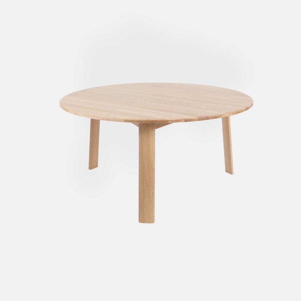 Alle Round Dining Table – Aura