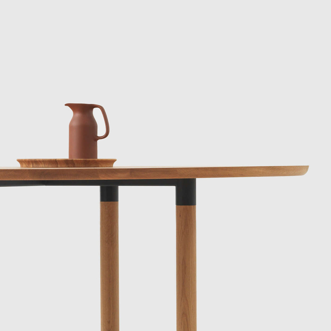 Underline Dining Table - Round – Aura